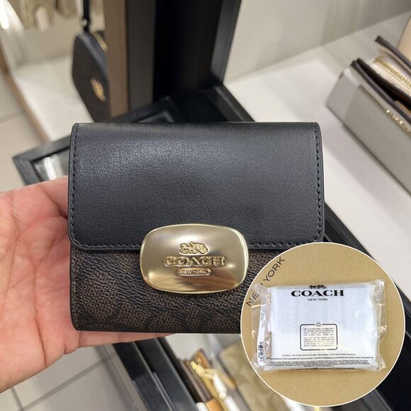 Coach | Bags | Coach Eliza Small Wallet In Signature Canvas Cw8 Imxaq ...